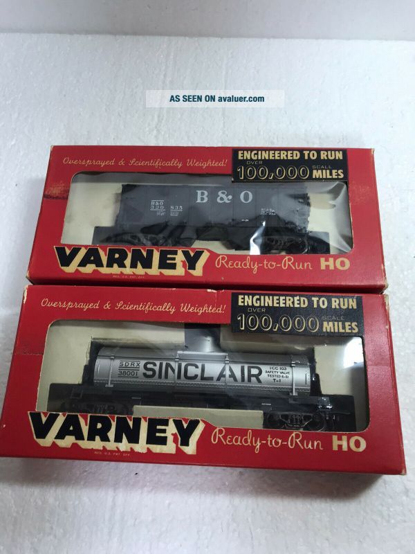 Varney 38001 HO Scale Sinclair SDRX Single Dome Tank Car & B&O Hopper ...
