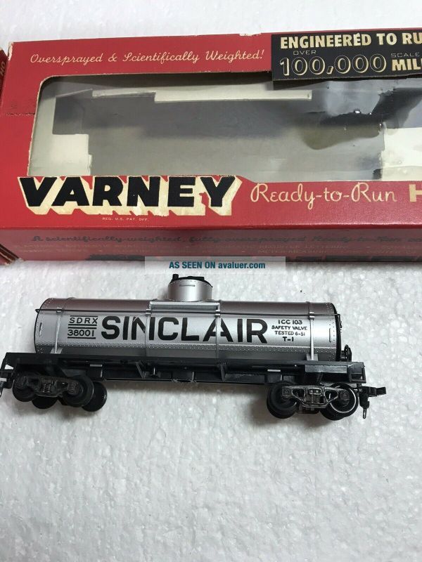 Varney 38001 HO Scale Sinclair SDRX Single Dome Tank Car & B&O Hopper ...