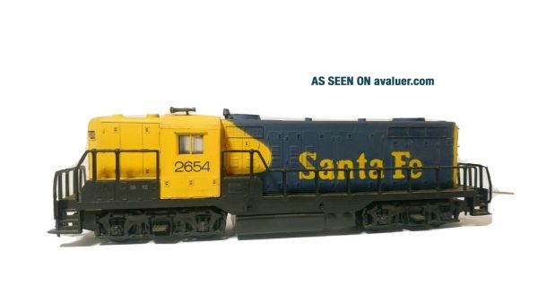 AHM HO Train Santa Fe Dummy Diesel Locomotive | #31970700