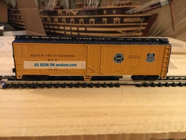 N Scale Atlas 50’ Mech Reefer PFE PACIFIC FRUIT EXPRESS Mtl Cplrs NIB ...