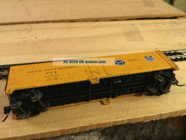 N Scale Atlas 50’ Mech Reefer PFE PACIFIC FRUIT EXPRESS Mtl Cplrs NIB ...