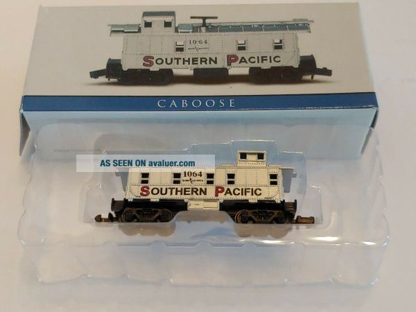VINTAGE N SCALE SOUTHERN PACIFIC Miniature TRAIN CARS Caboose Car ...