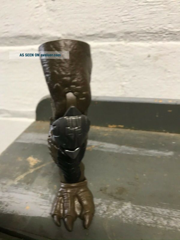 Marvel Legends Avengers Cull Obsidian Right Leg From Black Knight ...