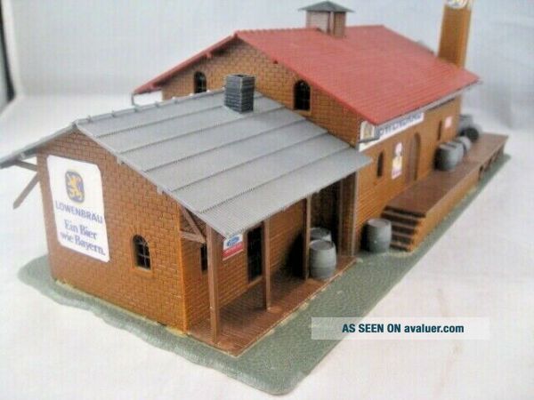 HO SCALE LOWENBRAU BREWING CO BUILDING STRUCTURE - BUILT | #32138507