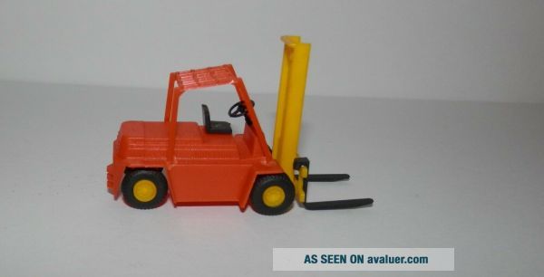 Kibri HO Scale Orange Fork Lift Truck | #32167185