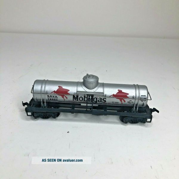 HO Scale Mobilgas Oil Tanker SOVX 78901 Single Dome Tanker Freight ...
