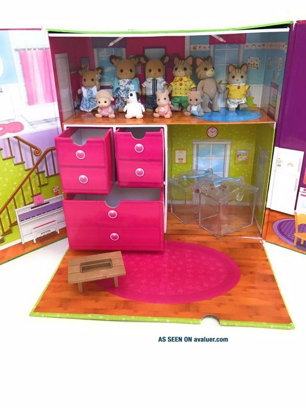 Calico Critters Carry & Play Case 10 Critters Bunny Cat Family ...