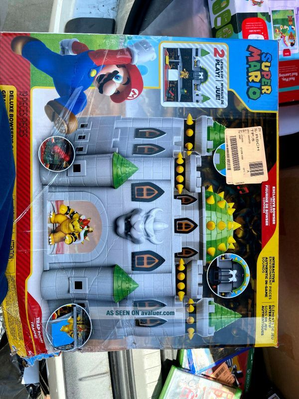 Bowser Deluxe Castle Playset Mario Fireballs Hidden Traps Action Figure ...