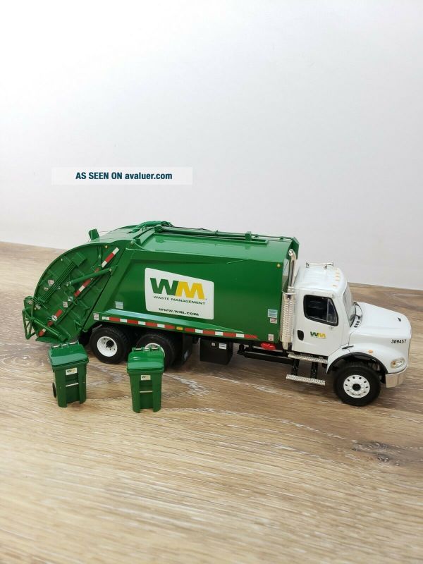 2004 First Gear 1:34 Freightliner Rear Loader Garbage Truck Waste ...