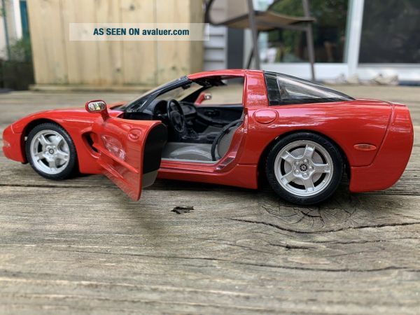 Burago 1997 Chevrolet Corvette C5 Red Die Cast Car 1:18 Scale Made In ...
