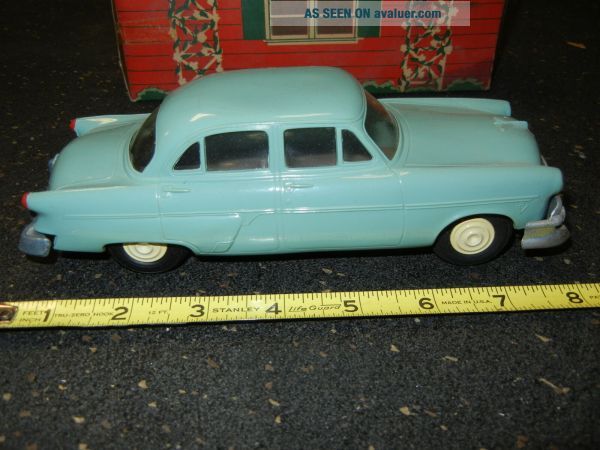 AMT Promo Model Car 1952 Ford In Garage Box | #33070107