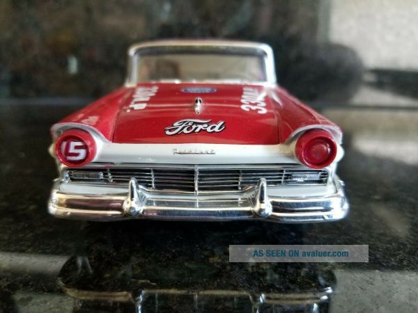 AMT REVELL 1957 FORD FAIRLANE NASCAR CUSTOM 1/25 SCALE CAR MODEL KIT ...