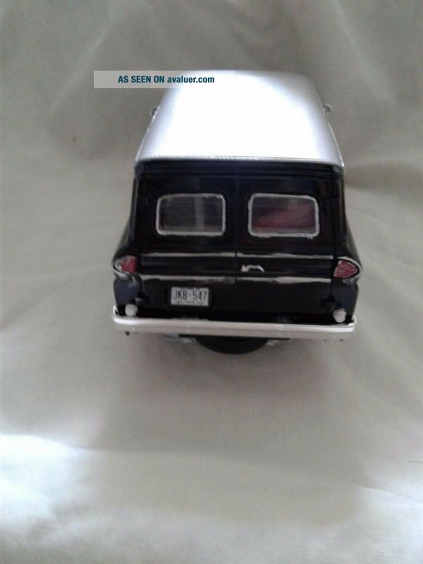 1966 Chevy Suburban Revell Model Painted Black With Silver Top | #33120996