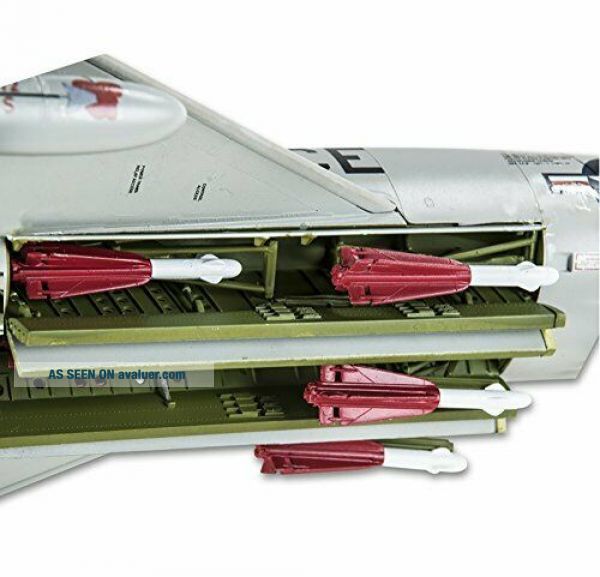 Revell F - 102A Delta Dagger Plastic Model Kit | #33165433