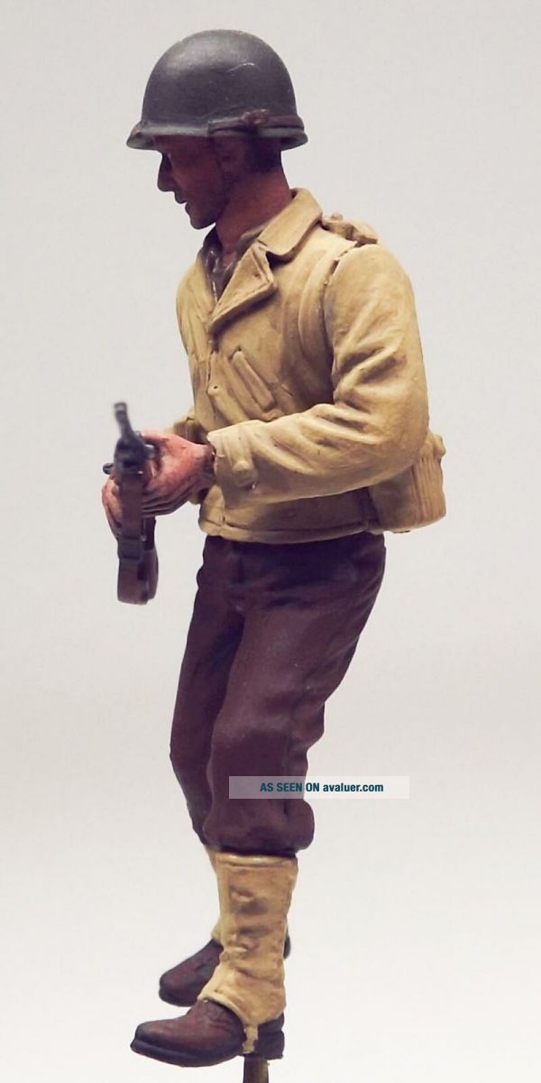 WWII US Army Soldier With M1 Carbine Walking Built - Up 1/35 Scale ...