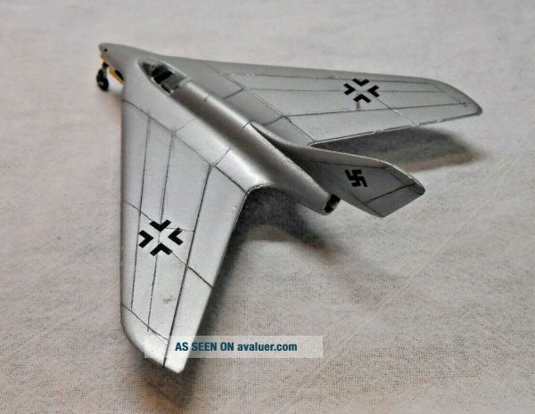 Built 1:72 German WW - 2 Messerschmitt P. 1111 Jet Fighter Interceptor ...