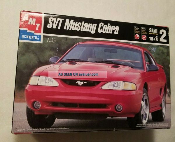 AMT 8231 FORD SVT MUSTANG COBRA Kit 1/25 MODEL CAR MOUNTAIN | #33195531