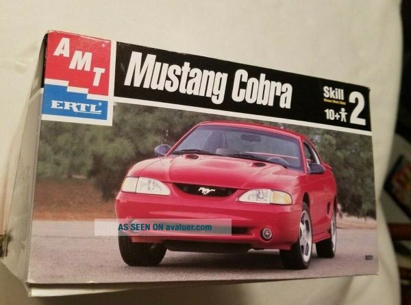 AMT 8231 FORD SVT MUSTANG COBRA Kit 1/25 MODEL CAR MOUNTAIN | #33195531