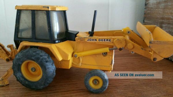 VINTAGE JOHN DEERE TRACTOR LOADER BACKHOE DIE CAST TOY | #33147940