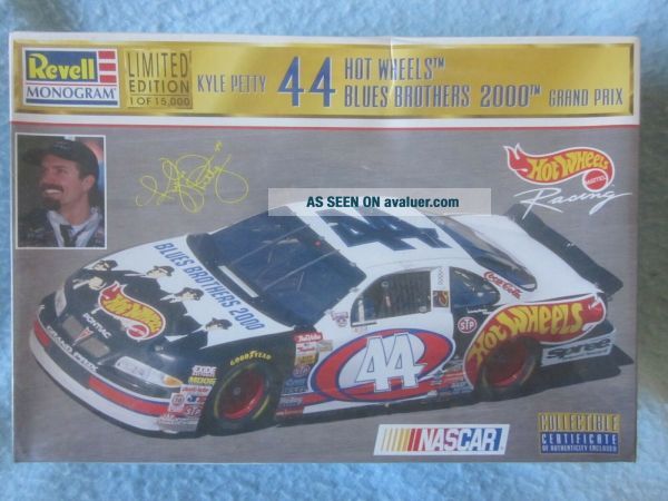 REVELL KYLE PETTY 44 HOT WHEELS BLUES BROTHERS 2000, GRAND PRIX 1/24 ...