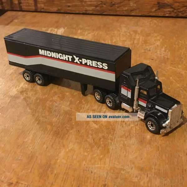 Vintage Matchbox Convoy Kenworth Box Truck Midnight Express 1981 Macau ...