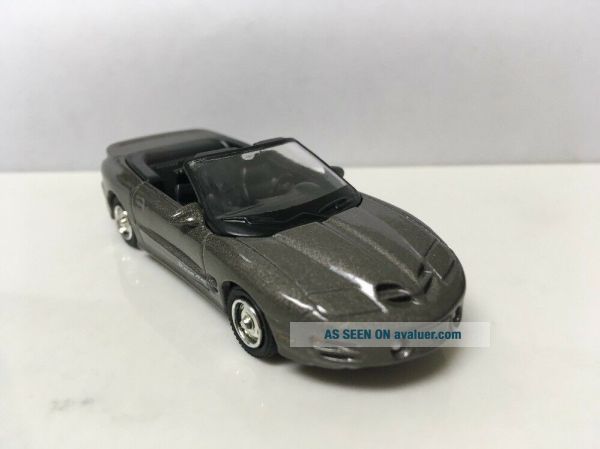 1999 99 Pontiac Firebird T/A Collectible 1/64 Scale Diecast Diorama ...