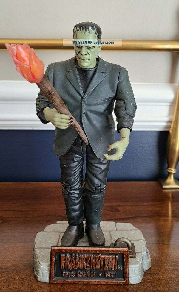Universal Monsters Frankenstein Action Figure Boris Karloff Sideshow ...