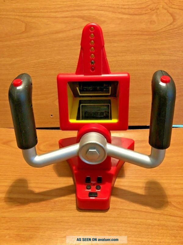 Vintage 1999 MGA Entertainment Handheld Electronic Arcade Game. | #33747377