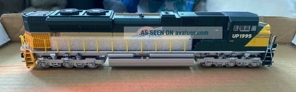 Walthers SD70ACe UP Heritage C&NW DCC W/Sound HO Scale Union Pacific ...