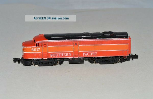 N Scale Vintage Arnold Rapido Southern Pacific 6017 Daylight Diesel ...