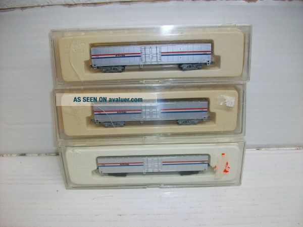 N Scale Con - Cor MHC Boxcar Amtrak Phase 3 W/O PO LOGO | #33881459