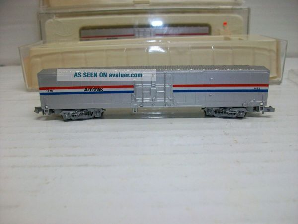 N Scale Con - Cor MHC Boxcar Amtrak Phase 3 W/O PO LOGO | #33881459