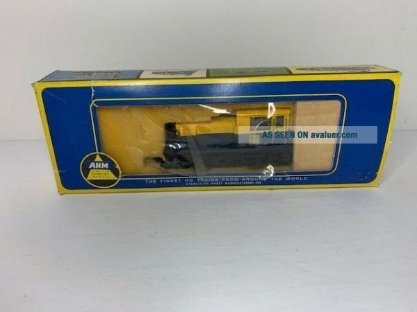 AHM RSO 5002 Santa Fe Plymouth MDT Switcher Diesel Locomotive 332 HO ...