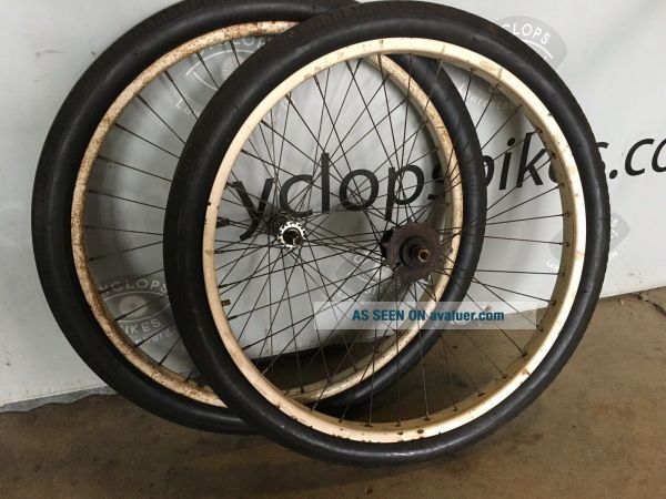 26” White Painted Rim Wheel Set Skip Tooth Coaster Fisk Deluxe Tires ...