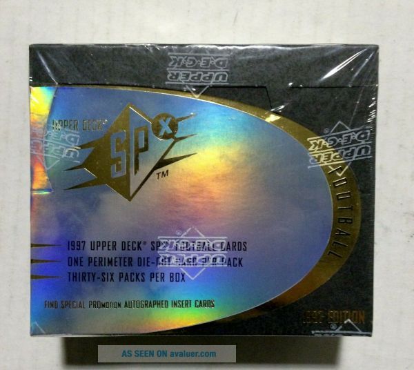 1997 Upper Deck SPX Football Factory Card Box (36pks) | #45360555