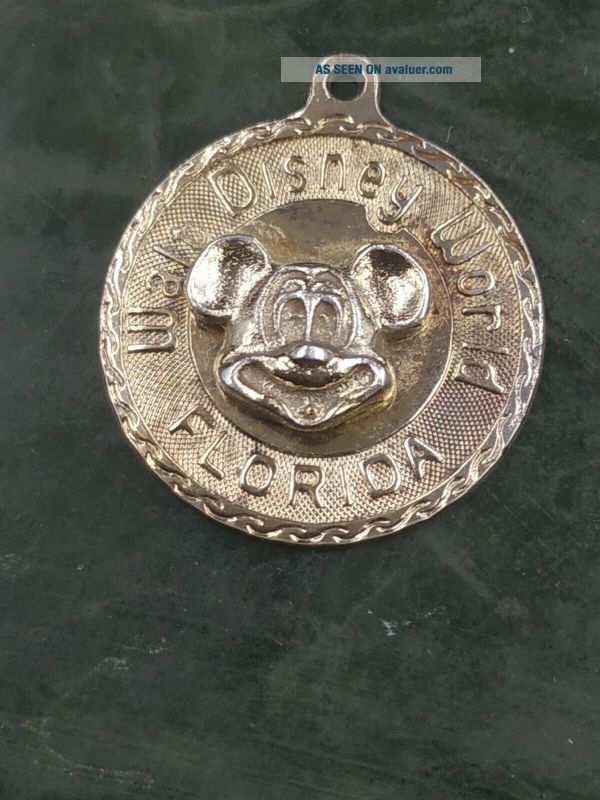 Vintage Sterling Silver WALT DISNEY WORLD MICKEY MOUSE DISC PENDANT ...