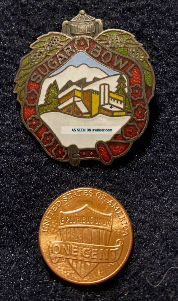 SUGAR BOWL Vintage Skiing Ski Pin Badge CALIFORNIA Souvenir Travel ...