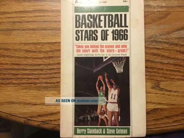 Basketball Stars Of 1966 By Berry Stainback & Steve Gelman - Bill ...