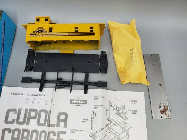 Athearn Rio Grande Main Line Caboose No. 1258 HO Scale Railroad Train ...