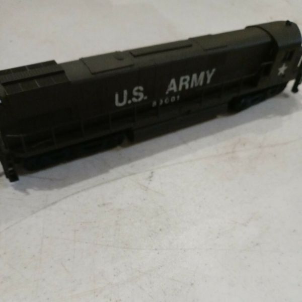 AHM U. S. Army HO Scale Diesel Alco Train Engine Locomotive 89001 (see ...