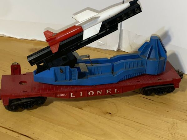 Lionel 6650 Missile Laucnhing Falt Car Irbm Rocket Launcher With Rocket ...