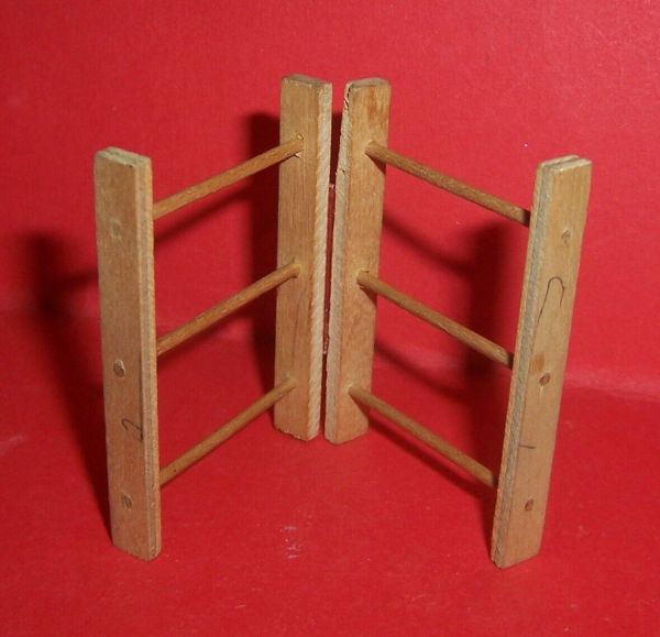 VINTAGE DOLLS HOUSE 1950 ' S EARLY BARTON CLOTHES HORSE 16th LUNDBY ...