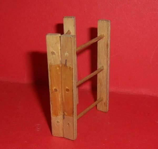 VINTAGE DOLLS HOUSE 1950 ' S EARLY BARTON CLOTHES HORSE 16th LUNDBY ...