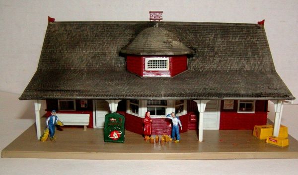 Vintage Revell HO Scale Small Town Train Station Layout Diorama ...