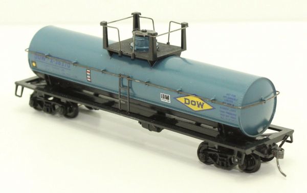 1/87 HO Scale Atlas “Dow Chemical” Tank Car | #59567179