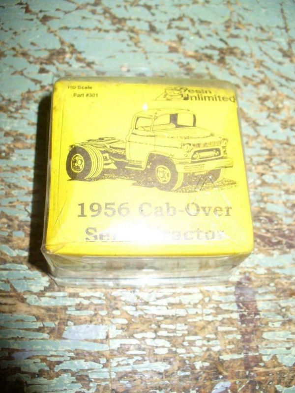 Resin Unlimited 1956 Cab - Over Chevrolet Or GMC Semi Tractor Truck Kit ...