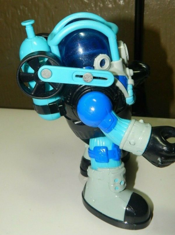 Fisher Price Imaginext DC Friends Mr. Freeze Robot Suit Robot Blue ...
