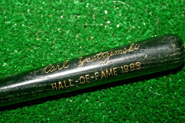 1989 Carl Yastrzemski Hall Of Fame Mini Baseball Bat Louisville Slugger ...