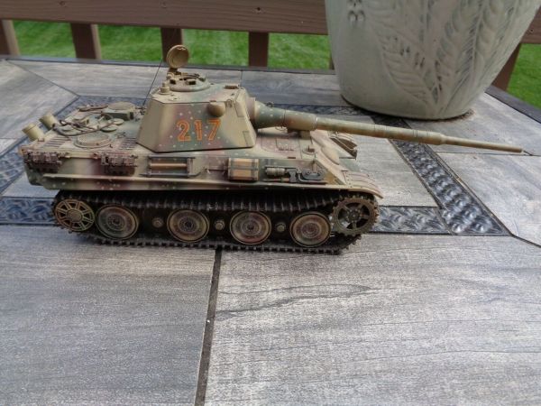 1/35 BUILT WWII GERMAN PANTHER HEAVY TANK EUROPEAN CAMOFLAUGE | #60509471
