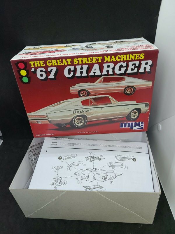 MPC The Great Street Machines ' 67 Dodge Charger Model Kit | #60555144